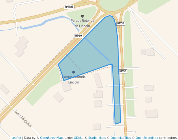 Parque Rotonda Lincoln in Lincoln | Map and Routes